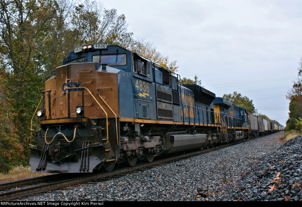 CSX 4836 K533 Bauxite Loads